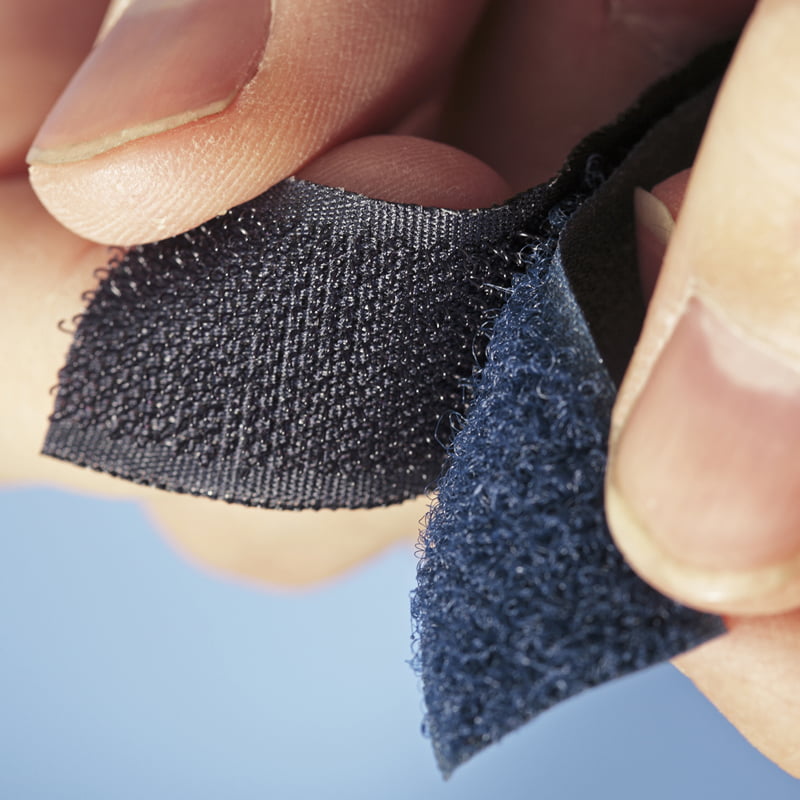 Velcro adhesivo por metro – DECORA TU MUNDO